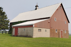 4 Bed, 1 Bath House on 5.10 ac Farm Site - Mages Land Company & Auction ...